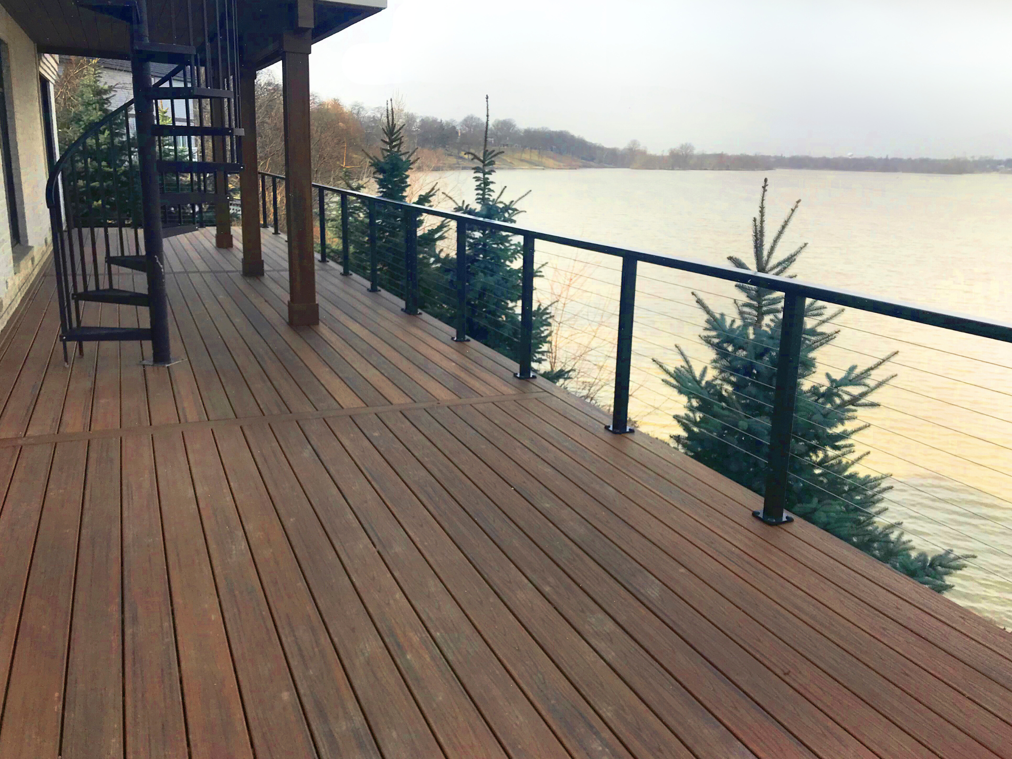 Coastal Living with Cable Railing | RailFX Blog