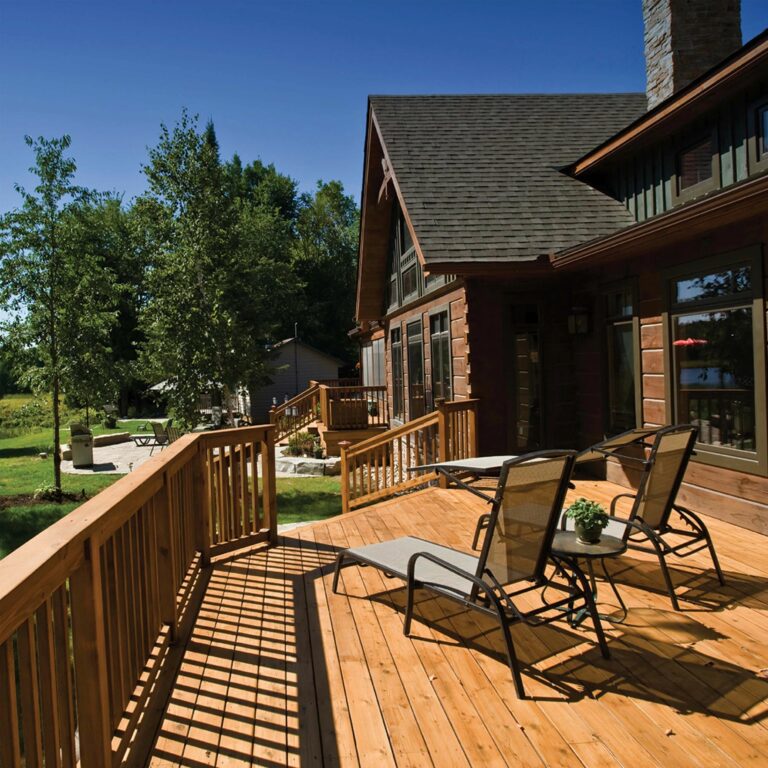 Which Railing System Is Right For You? Pros and Cons of Different ...