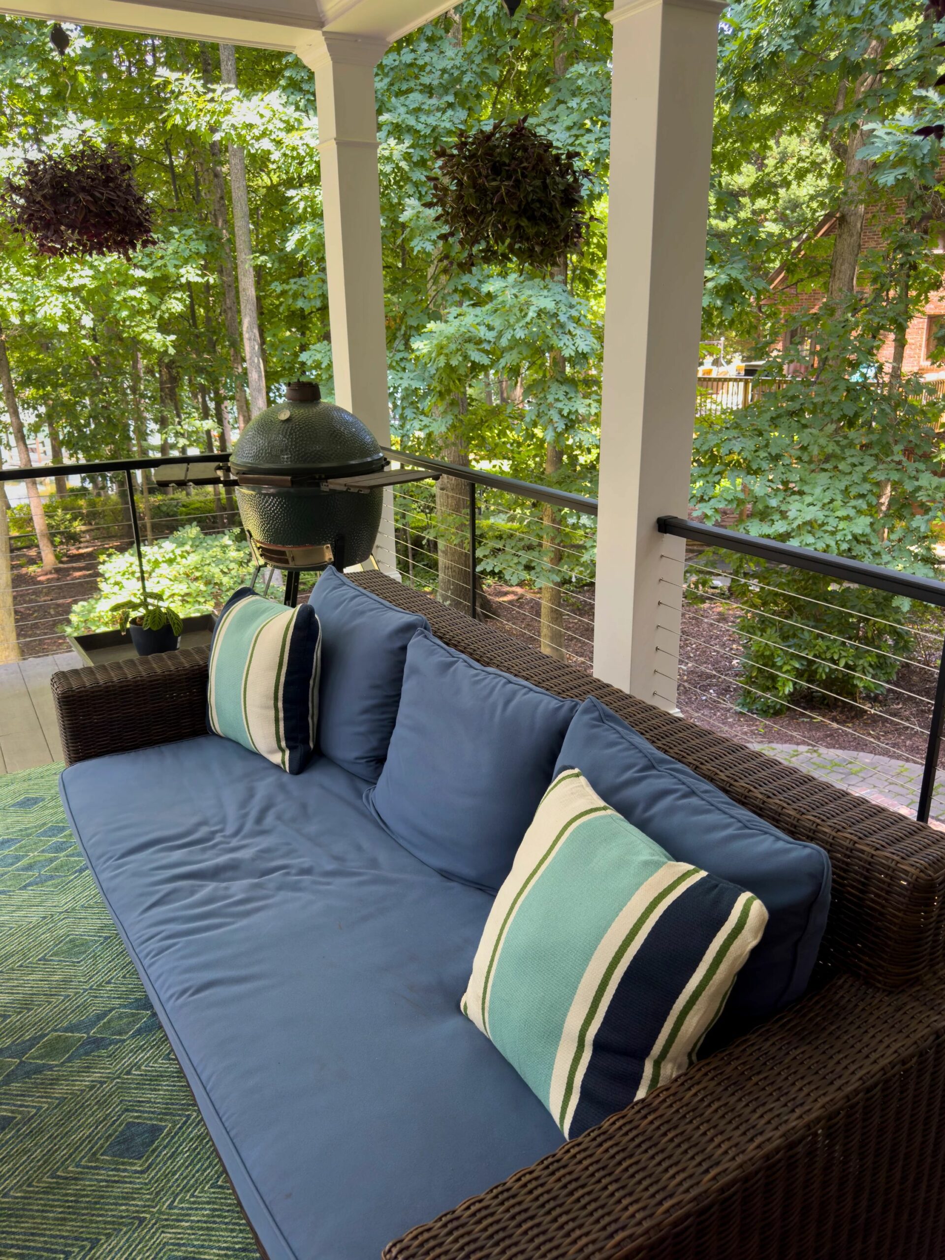 Creating An Outdoor Oasis on Lake Norman | RailFX Blog