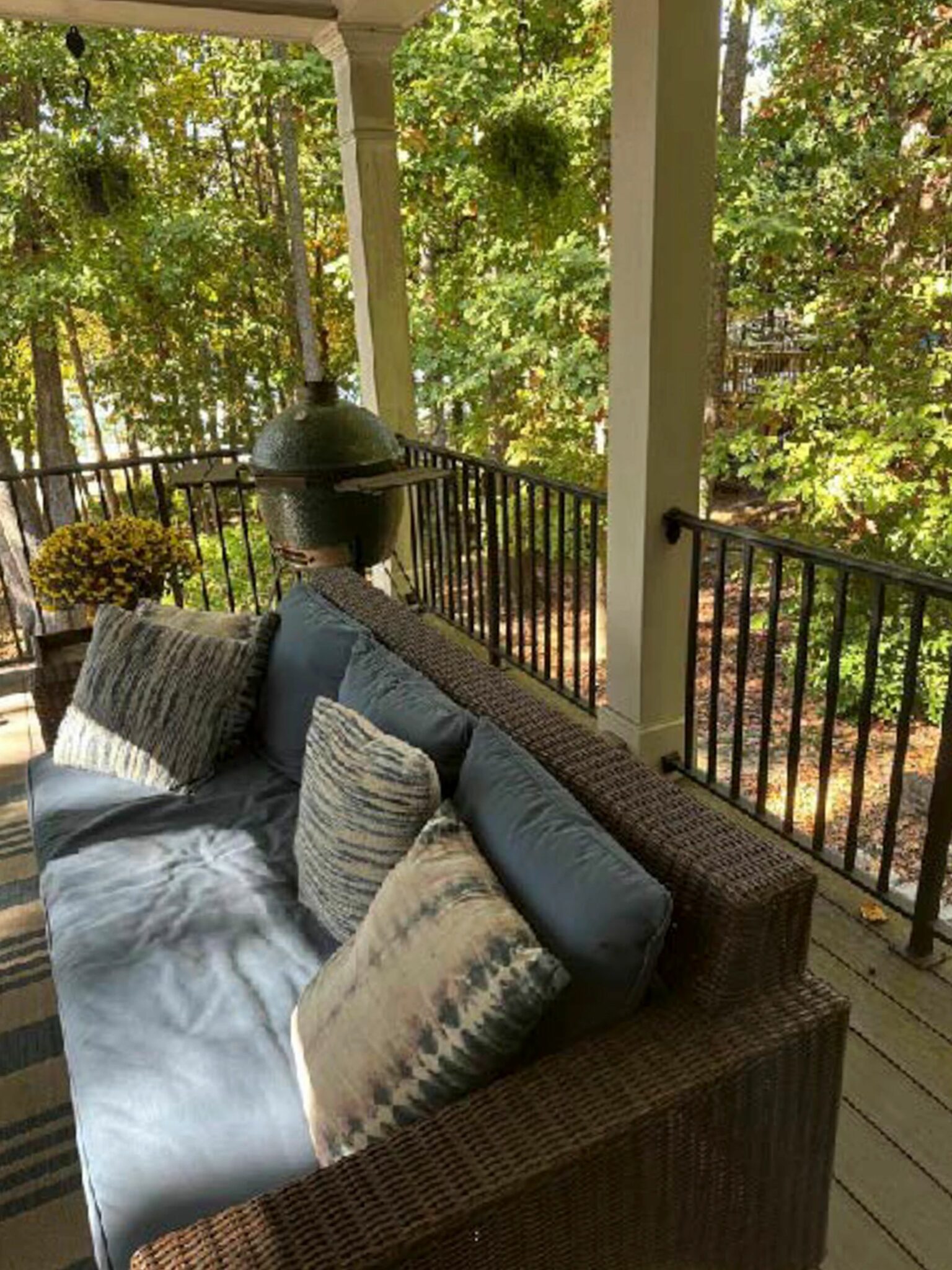 Creating An Outdoor Oasis on Lake Norman | RailFX Blog