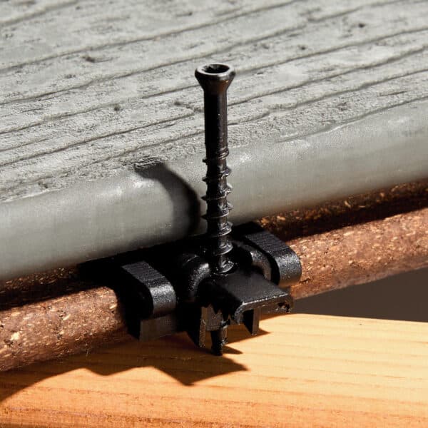 Top Outdoor Living Trends for 2025 | RailFX Blog